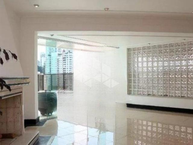 Duplex no Condomínio RIENZI no Morumbi com 366m² 3 dormitórios 3 suítes 8 banheiros 4 vagas