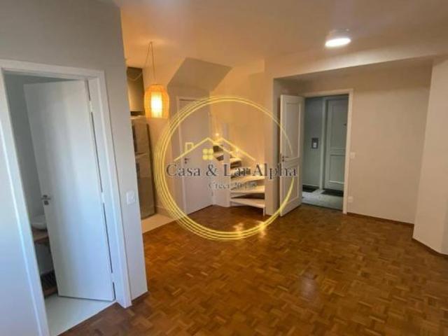 Duplex no Centro de Alphaville Oportunidade de Investimento!