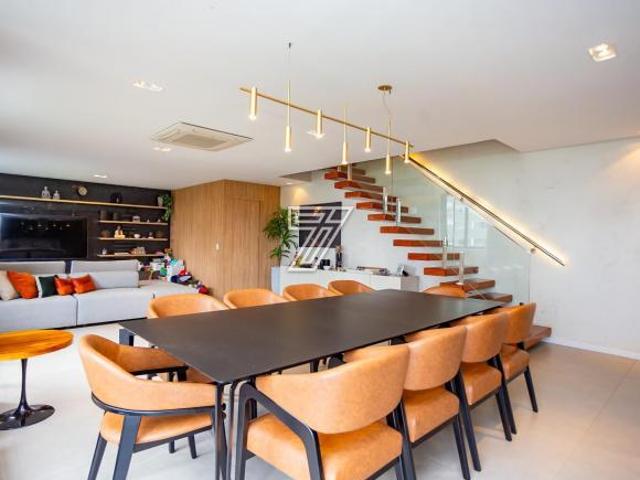 Duplex no Àgua verde