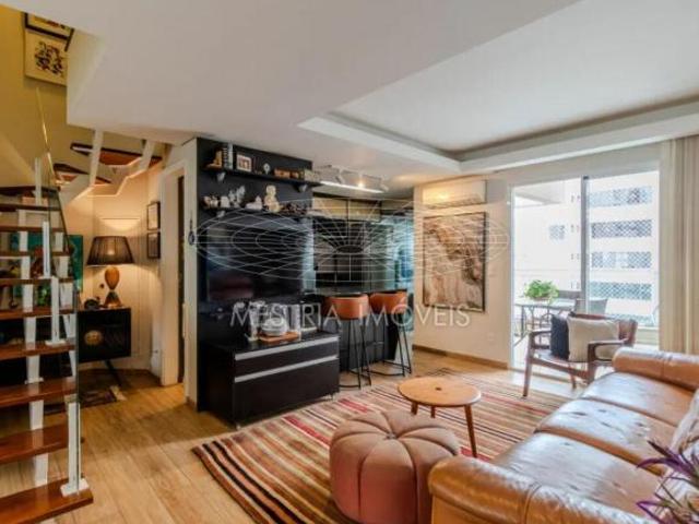 Duplex sensacional em Moema Índios | Com 70 m² | 2 vagas | Localização especial!