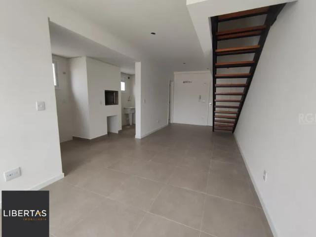 Duplex para Venda 179.08m², 2 dormitórios, sendo 2 suites, 2 vagas Petrópolis