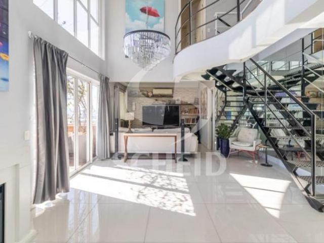 Duplex para venda com 2 quartos, 197m², Lindo!