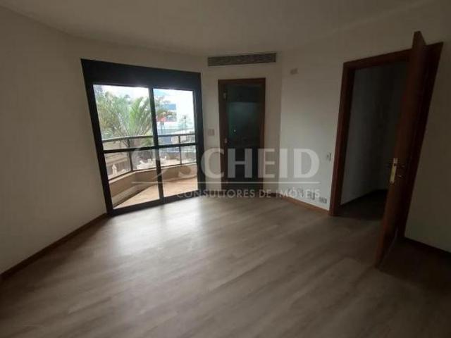 Duplex para venda em Vila Andrade com 4 quartos, sendo 4 suítes, 637m² 4 vagas