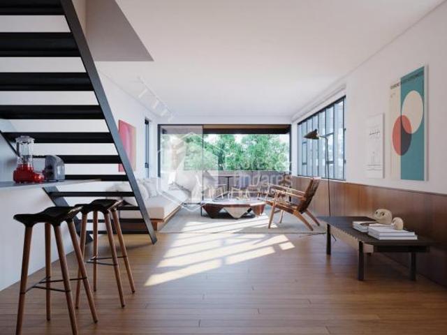 Duplex para venda em Jardins com 2 quartos, sendo 2 suítes, 154m²