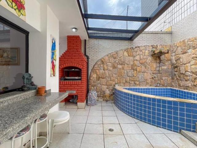 Duplex para venda em Maitinga com 3 quartos, sendo 2 suítes, 143m²
