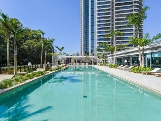 Duplex para venda em Panamby com 4 quartos, sendo 4 suítes, 422m², São Paulo, SP