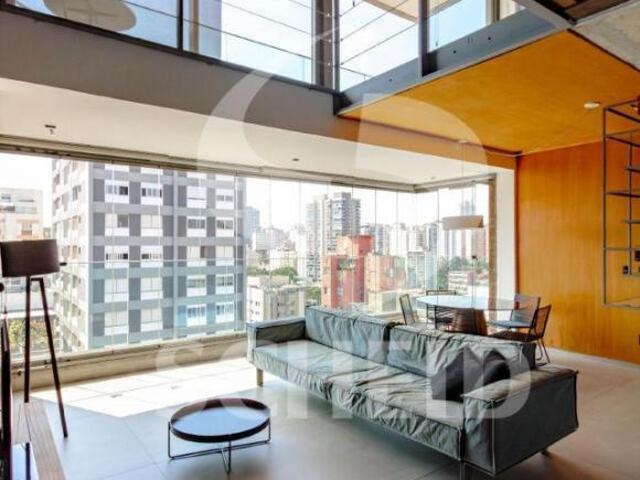 Duplex para venda em Pinheiros com 1 quarto, sendo 1 suíte, 108m²