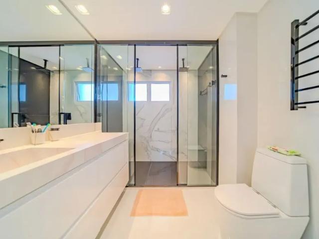 Duplex para venda possui 350 metros quadrados com 4 quartos em Vila Gomes Cardim São Paulo SP