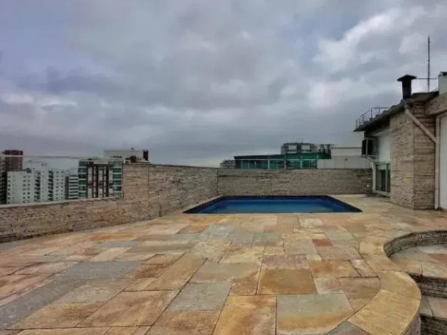 Duplex para aluguel e venda possui 269 metros quadrados com 4 quartos em Campo Belo São Paulo SP