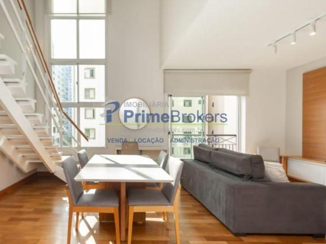Duplex Pinheiros 2 suítes, próximo a metrô