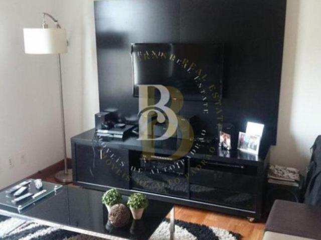 Duplex primoroso, localizado no bairro Campo Belo