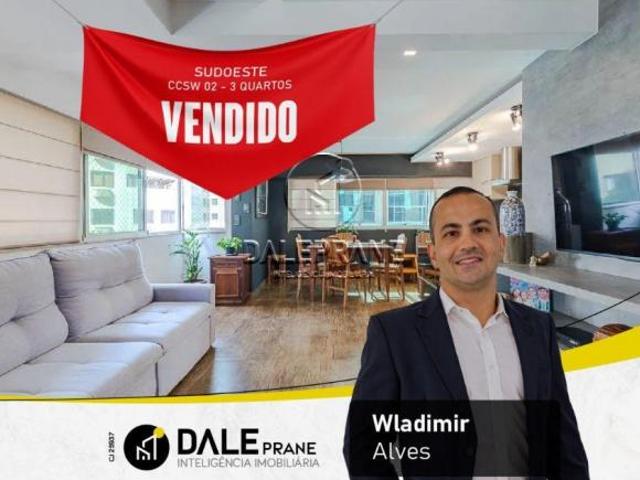 DUPLEX REFORMADO, 3 QUARTOS, 1 SUÍTE E EXCELENTE LOCALIZAÇÃO