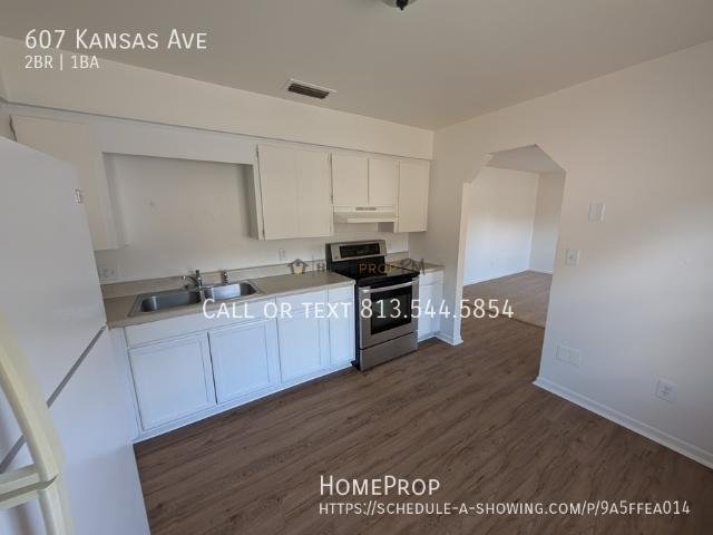 Duplex with brand new flooring Available Today