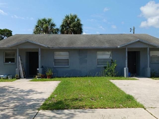 Duplex Unit Cocoa 2 Bedroom Apartment for Rent at Prospect Ave, Cocoa, FL 32922