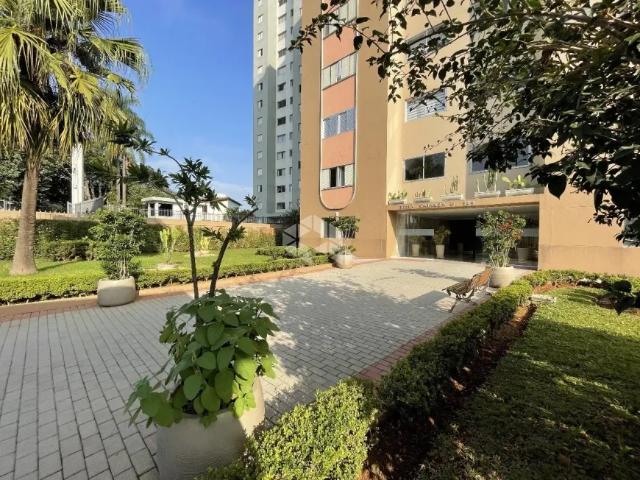 Apartamento à venda no Campo Belo com 3 quartos