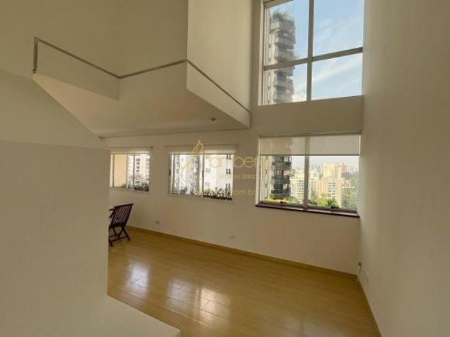 Duplex Vila Andrade 2 suítes, 2 vagas Excelente Opção!