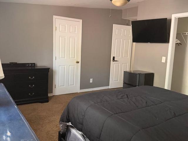 Duplicate of 1BRBA Shared Living Space | West End