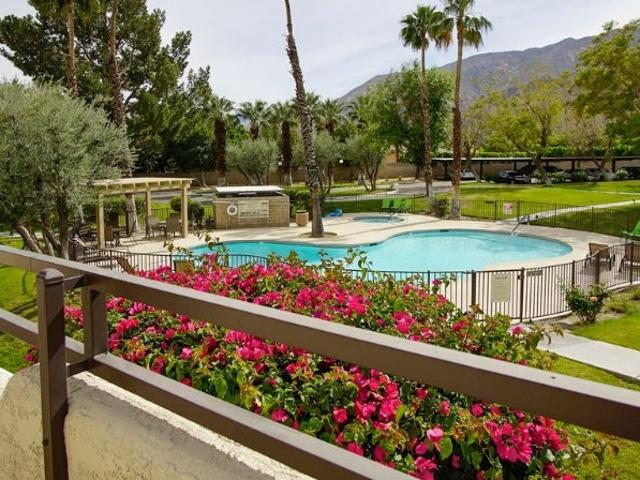 Duplicate of Palm Springs Villas 1