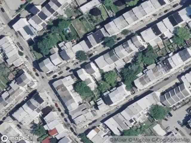 Dupont St