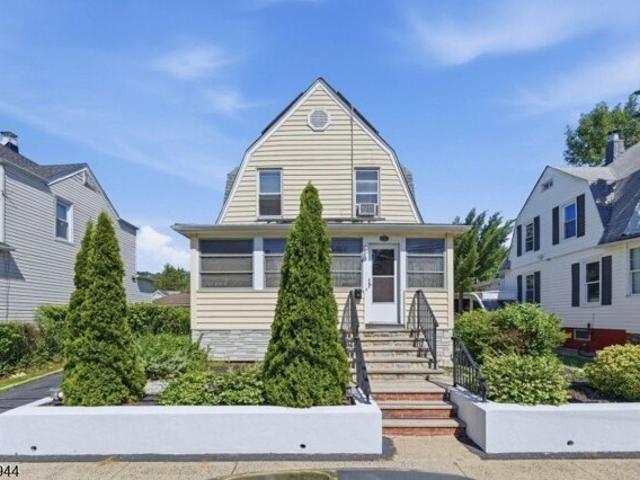 Dupont St, North Plainfield, Home For Sale