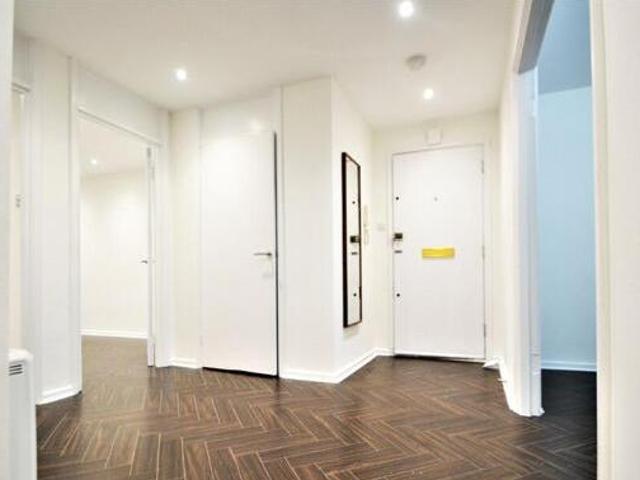 Duppas Hill Road, Croydon, 2 Bedroom Apartment