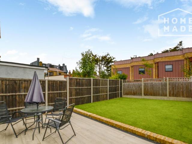 Dupree Road SE7 4 bed terraced house to rent £3,000 pcm £692 pw