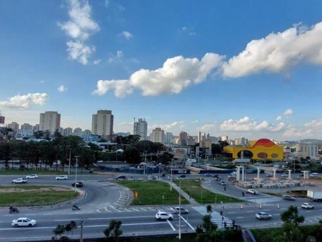 DUQ Central House | 70 m² | Vista Livre | 2 Dorms + Suíte | Novo em Barueri