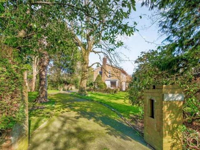 Durton Lane, Preston, 5 Bedroom Detached