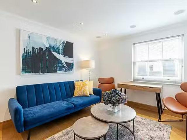 Durweston Mews, London