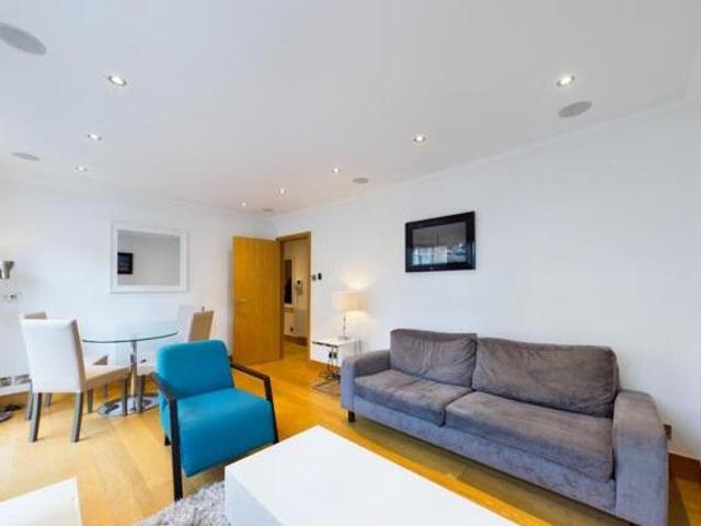 Durweston Street, Marylebone, 2 Bedroom Flat