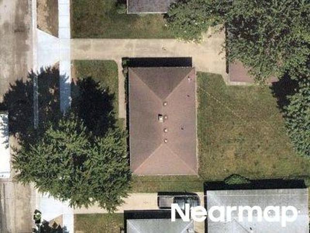 Durwood Dr