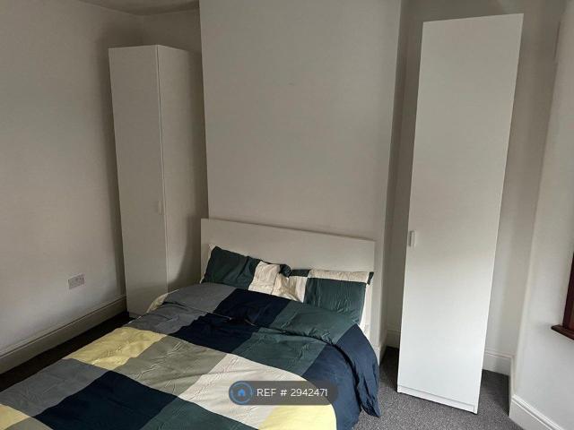 Durban Road, London E15, Room to rent, £900 pcm | PrimeLocation