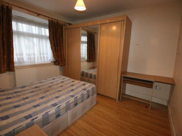Durham Road, Feltham TW14, 5 bed semi detached house to rent, £2,500 pcm | PrimeLocation