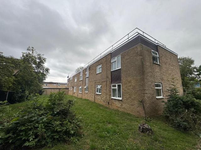 Durham Road, Stevenage SG1 1 bed ground floor flat to rent £1,195 pcm £276 pw