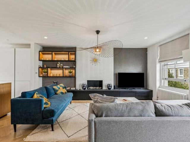 Durham Terrace, London, W2 2 bed flat to rent £7,366 pcm £1,700 pw