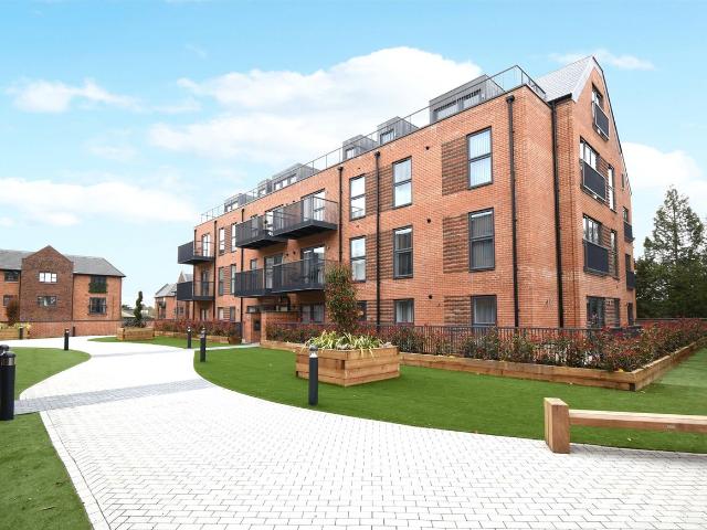 Durley Place, Station Road, Hook RG27, 1 bed flat to rent, £1,250 pcm | PrimeLocation