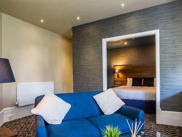 Durley Road, Bournemouth, Hotel Room For