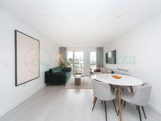 Durnsford Road, Wimbledon, SW19