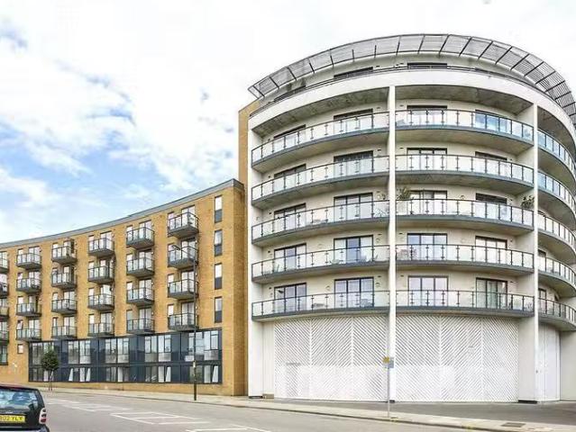 Durnsford Road, London, SW19 8JL