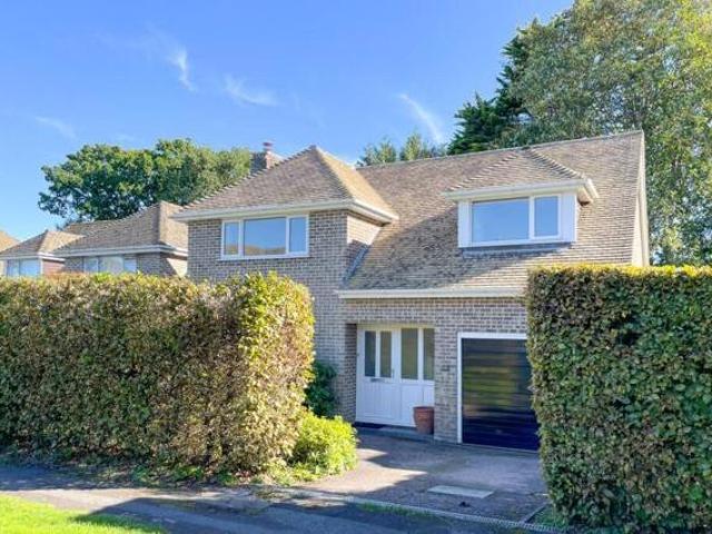 Durrant Way, Sway, 3 Bedroom Detached