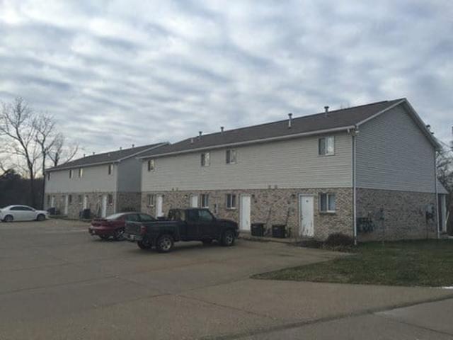 Dutch Hills Terrace 3 Bed 2 Bath