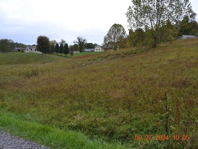 Dutch Holw, Weston, WV 26452