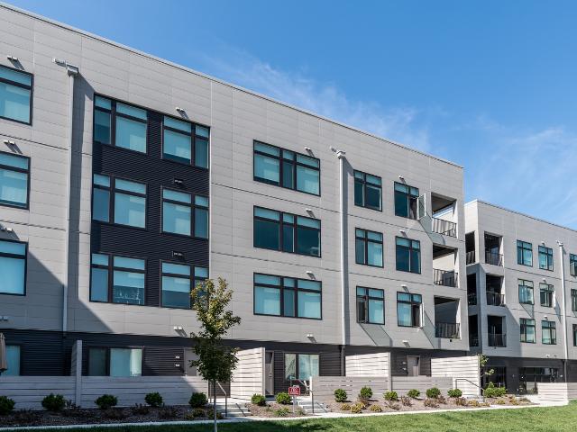 Duveneck Square 2 Bedroom Apartment for Rent at 710 Washington St, Covington, KY 41011