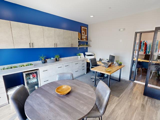 Duveneck Square Studio Apartment for Rent at 710 Washington St, Covington, KY 41011