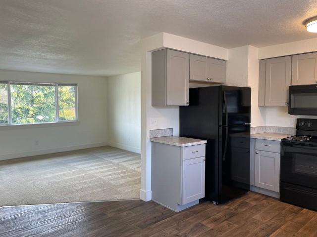DW1712 Woodland Heights 2 Bedroom Apartment for Rent at 1712 Lewis River Rd, Woodland, WA 98674