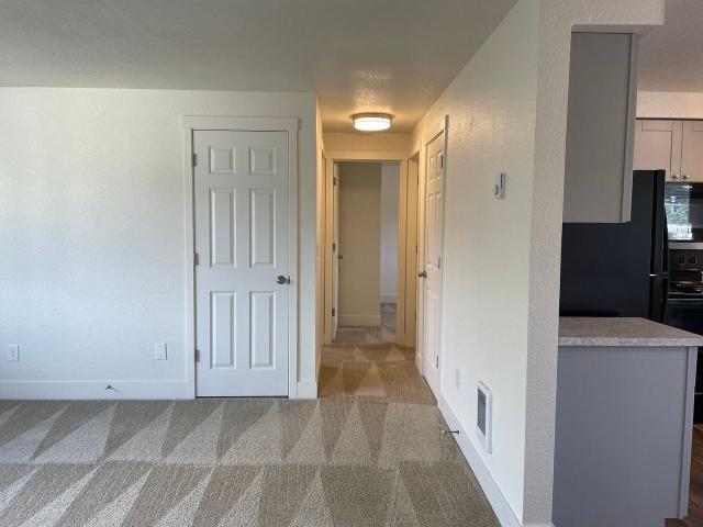 DW1712 Woodland Heights 2 Bedroom Apartment for Rent at 1712 Lewis River Rd, Woodland, WA 98674