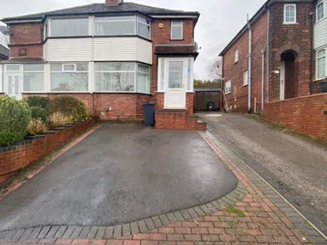 Dyas Avenue, Birmingham, B42 1HH, United Kingdom | 3 bed duplex for rent #165523205 | Rentberry