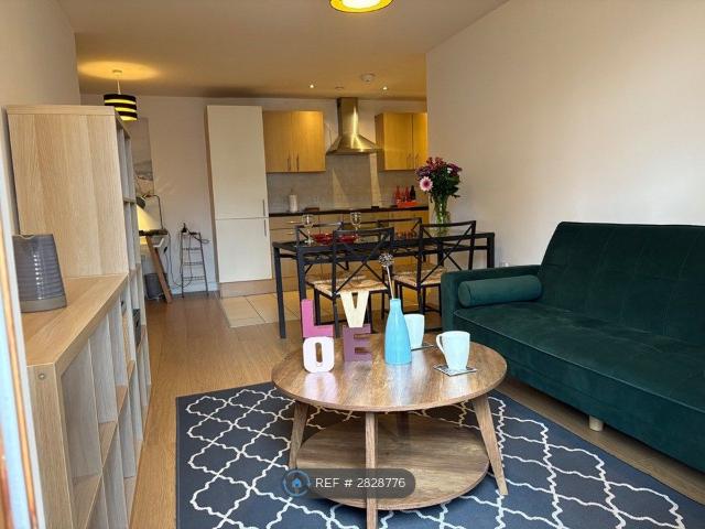 Dyche Street, Manchester M4, 2 bed flat to rent, £1,375 pcm | PrimeLocation