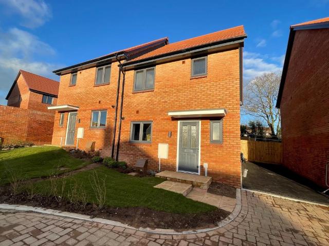 Dyer Close, Stoke Gifford, Bristol 3 bed house to rent £1,850 pcm £427 pw