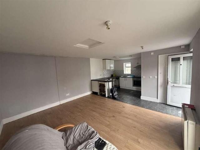 Dyer Road, Southampton, SO15